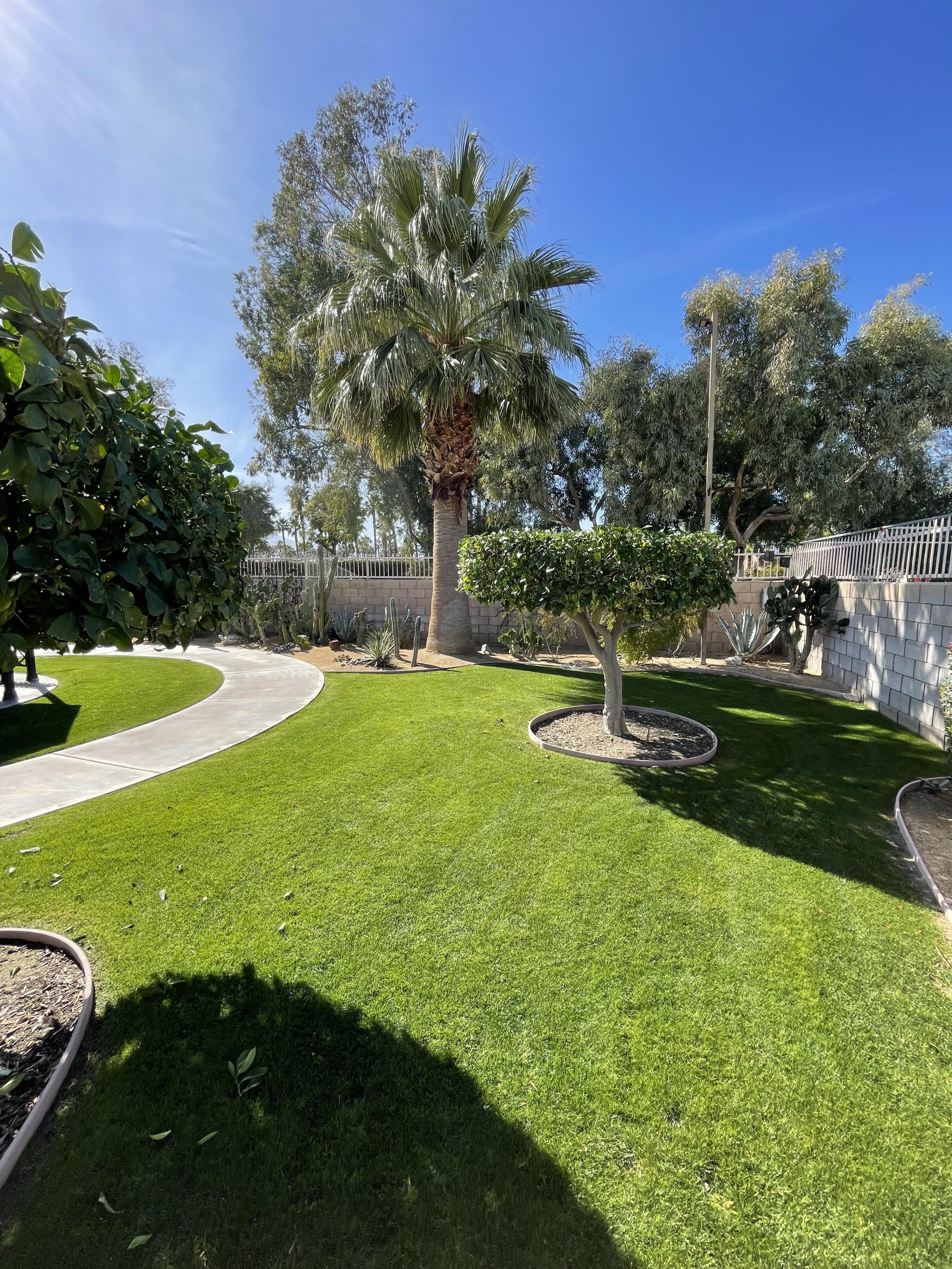 FOR SALE PARK MODEL #197 - YOU MUST SEE THIS ONE!!! - Desert Aire Resort